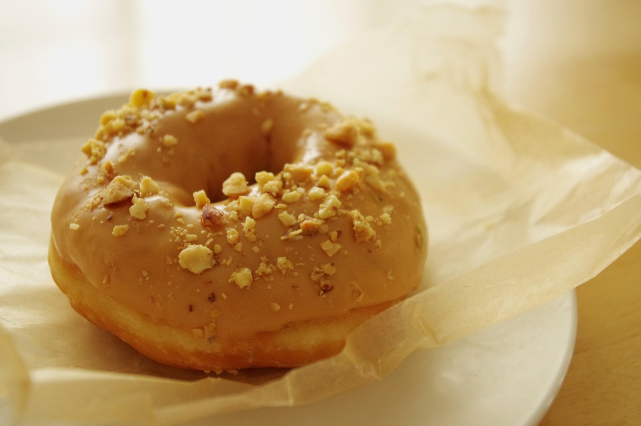 Donut Nuts Doughnut - Free photo on Pixabay