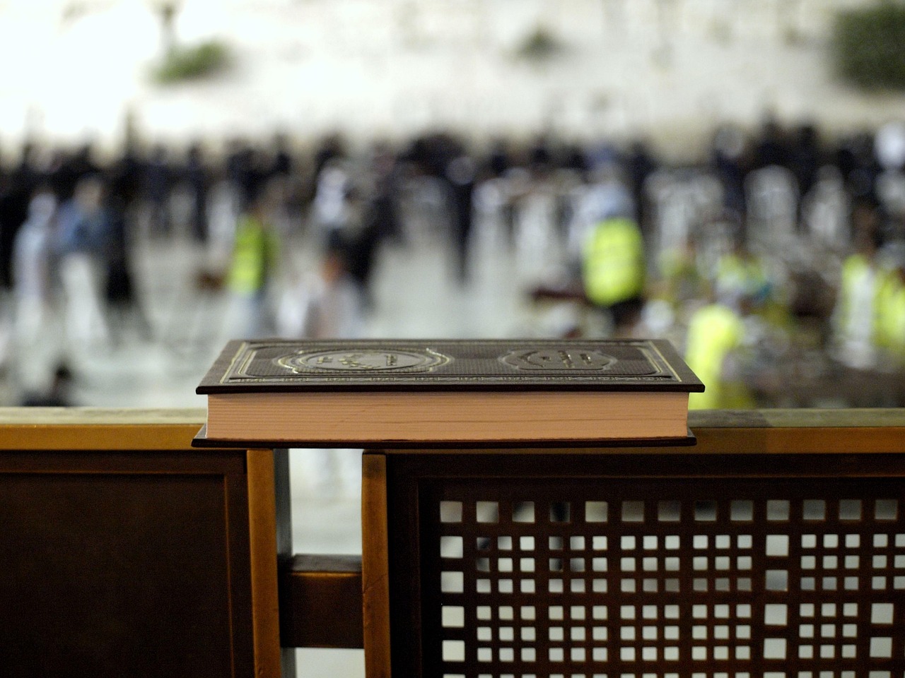 100+ Free Taurat & Torah Images - Pixabay