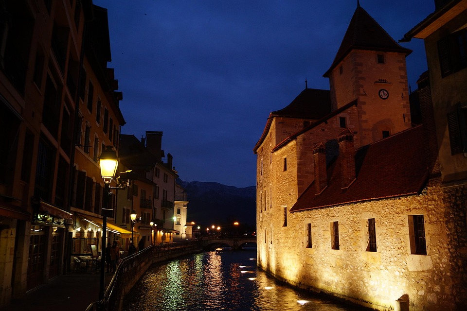 Annecy Medieval Building - Free photo on Pixabay