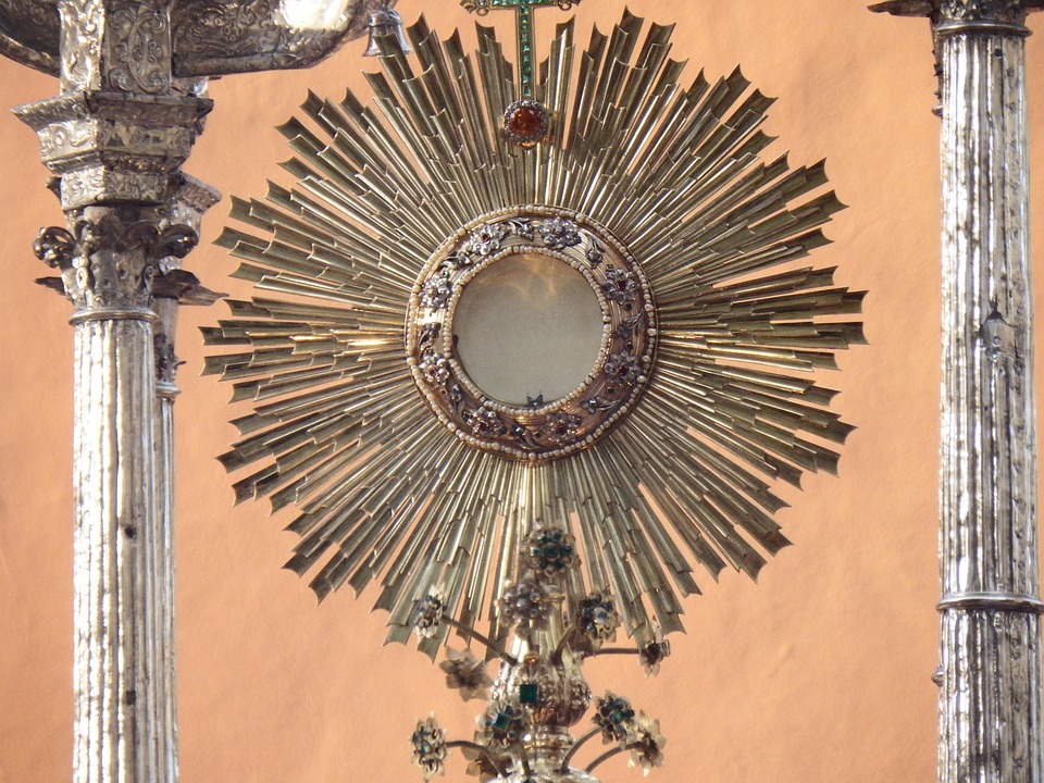Eucharist Monstrance Host - Free photo on Pixabay - Pixabay