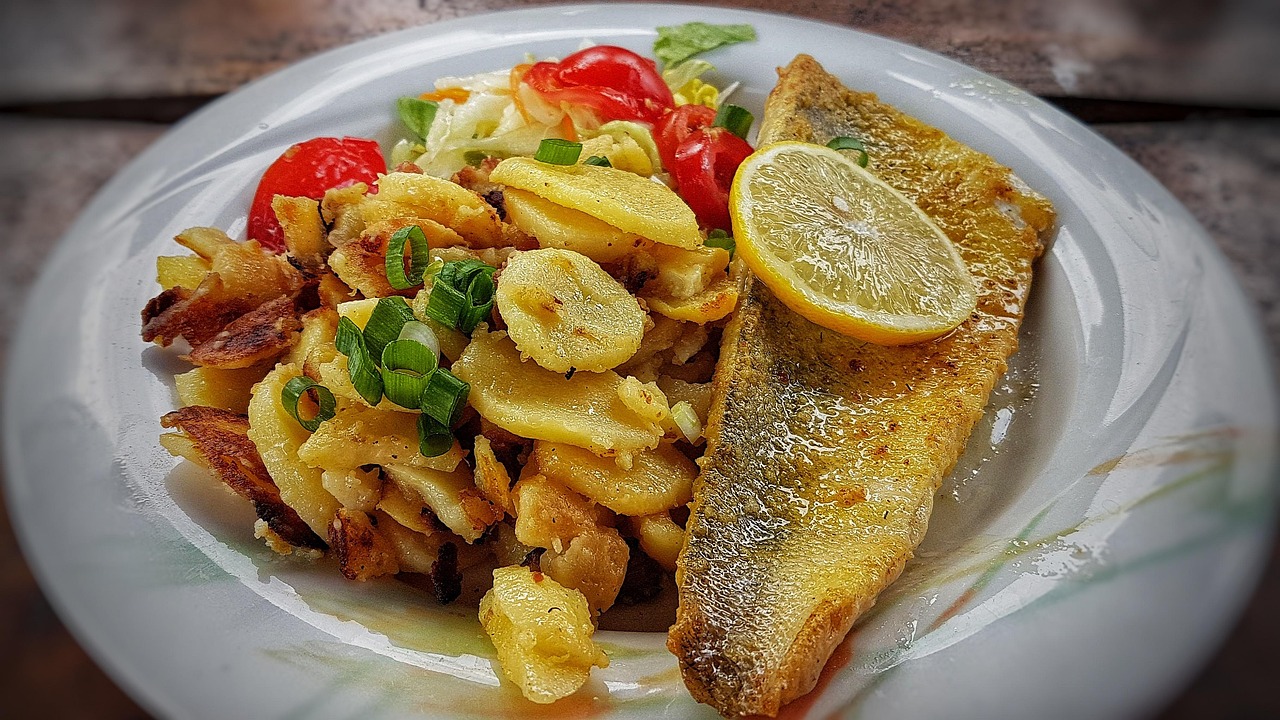 Meal Fried Potatoes Fish - Free photo on Pixabay