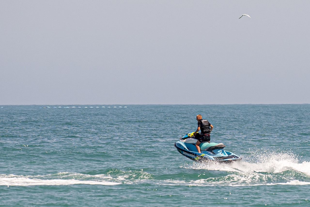 60+ Free Jetski & Jet Ski Images - Pixabay