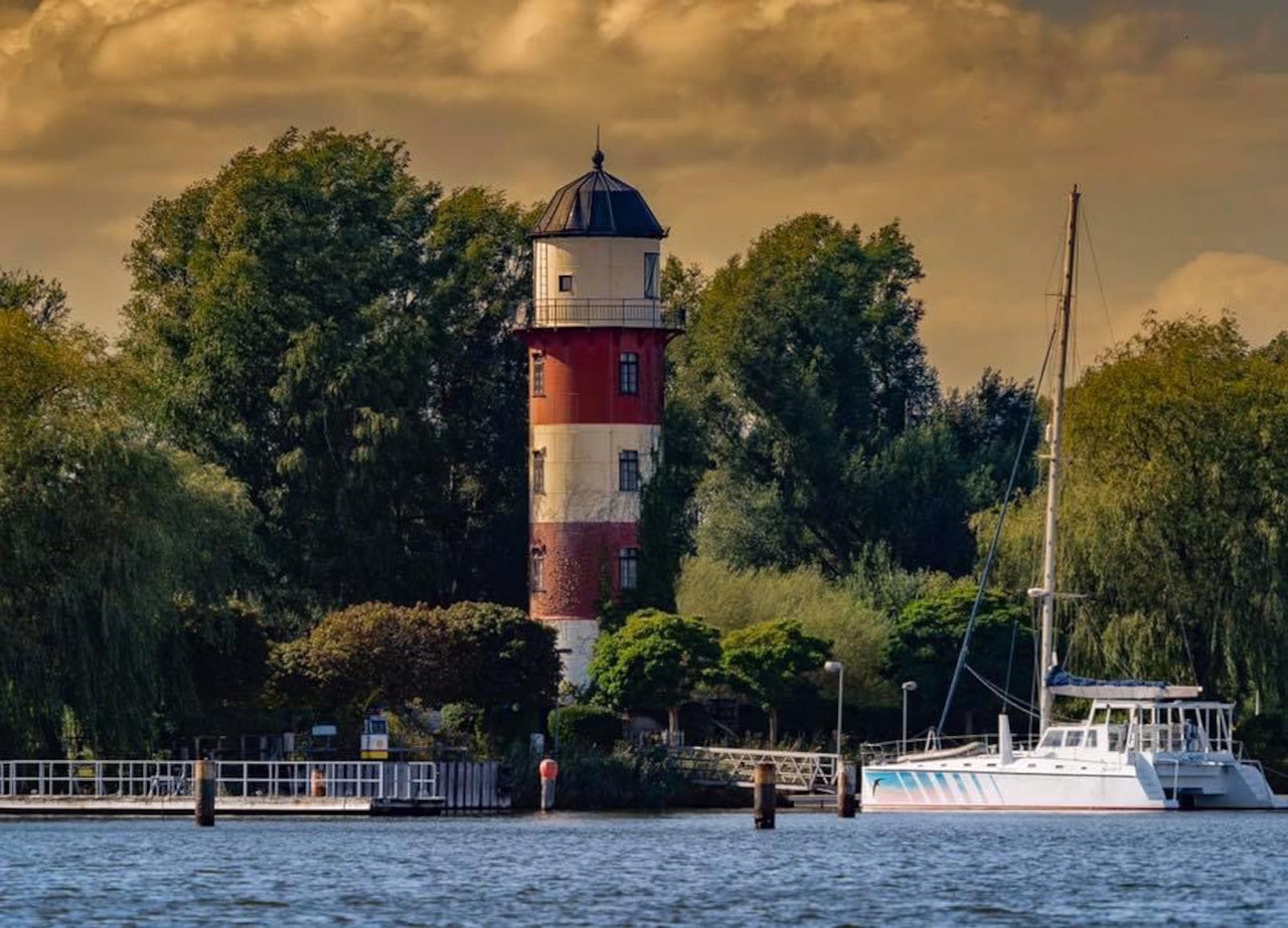 Bremerhaven Lighthouse Weser - Free photo on Pixabay