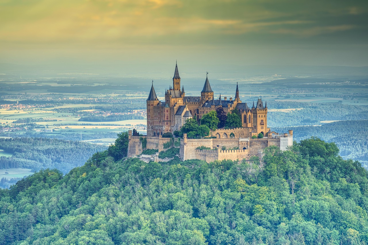 200+ Free Hohenzollern & Castle Photos - Pixabay