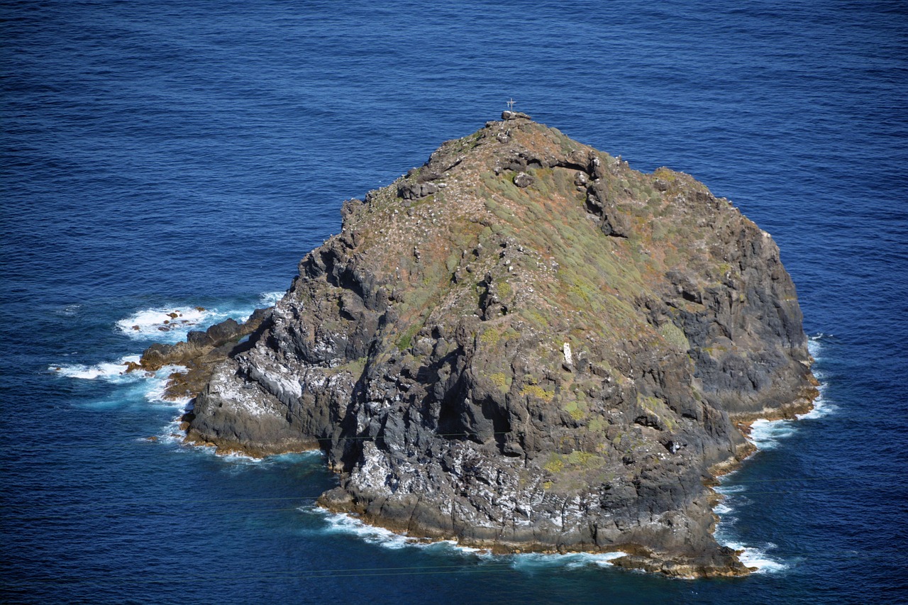 Island Rocks Ocean - Free photo on Pixabay - Pixabay