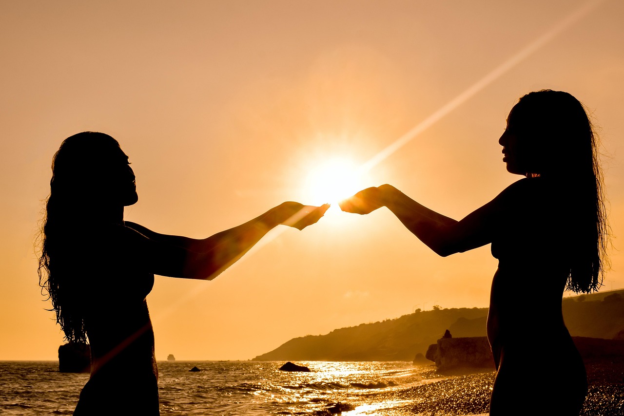 Girls Sunset Light - Free photo on Pixabay