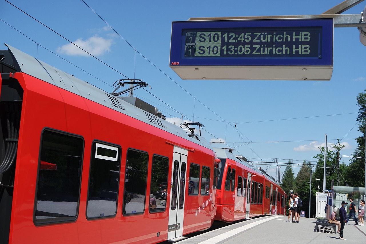 Zurich Uetliberg Rail View - Free photo on Pixabay