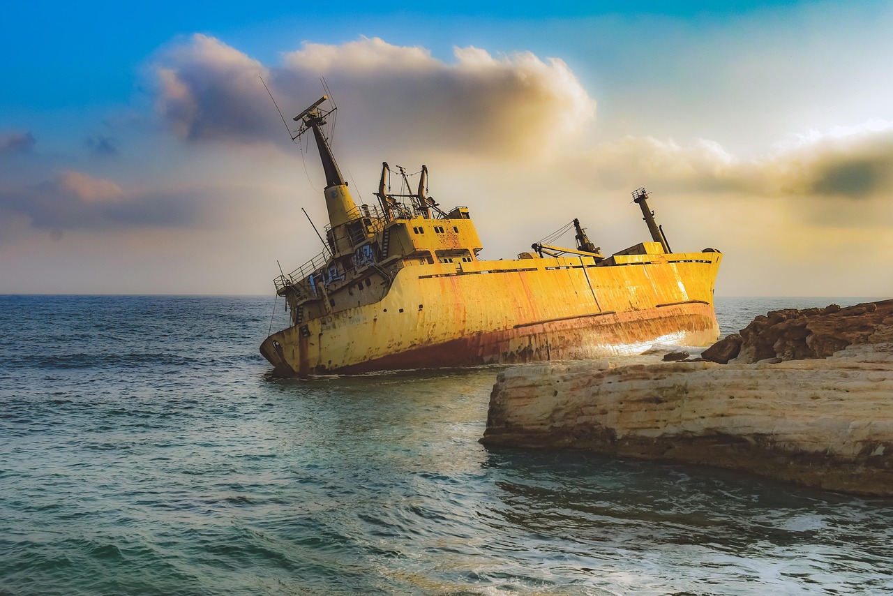 500+ Free Shipwreck & Ship Images - Pixabay