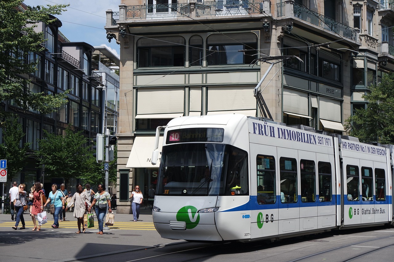 Zurich Bahnhofstrasse Tram - Photo gratuite sur Pixabay