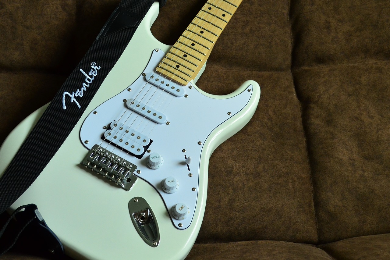 10,000+ Free Electric-Guitar & Guitar Images - Pixabay