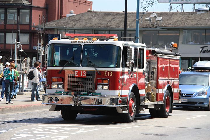 100+ Free Firetruck & Fireman Images - Pixabay