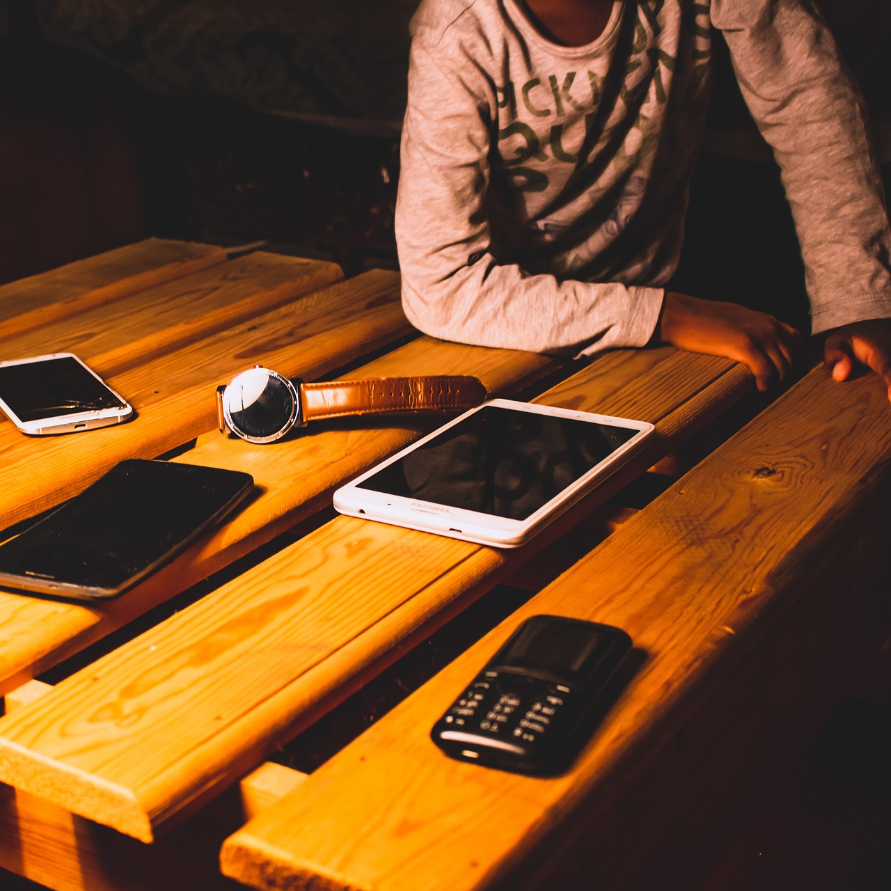 10,000+ Free Phone Addiction & Addiction Images - Pixabay