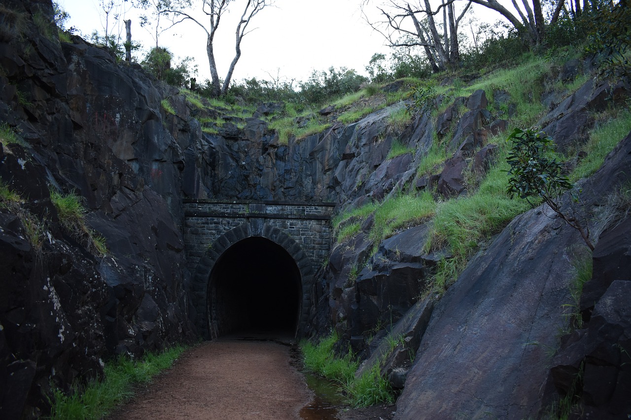 Tunnel Pathway Railway - Free photo on Pixabay - Pixabay