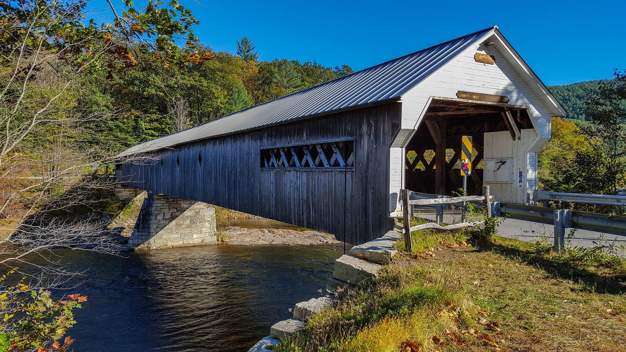 100+ Free Old Wooden Bridge & Bridge Images - Pixabay