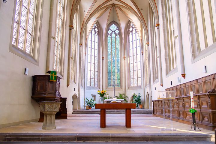 300+ Free Nave & Church Images