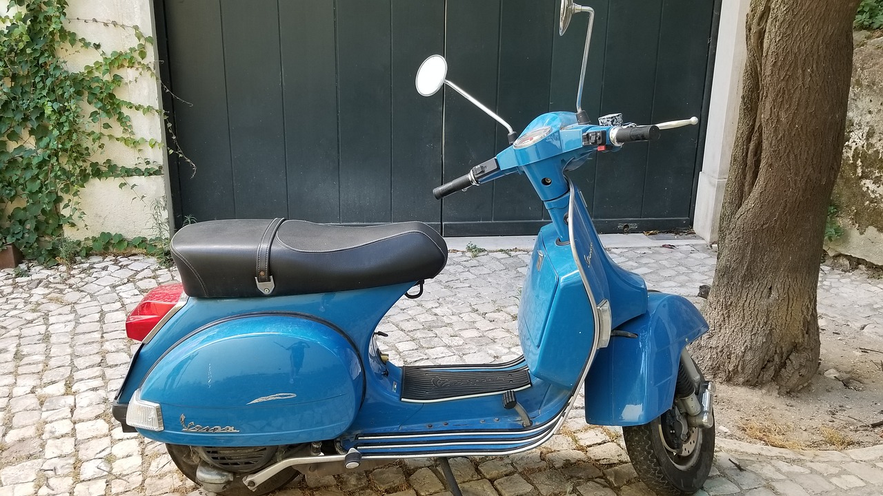 Le Portugal Vespa Scooter - Photo gratuite sur Pixabay - Pixabay