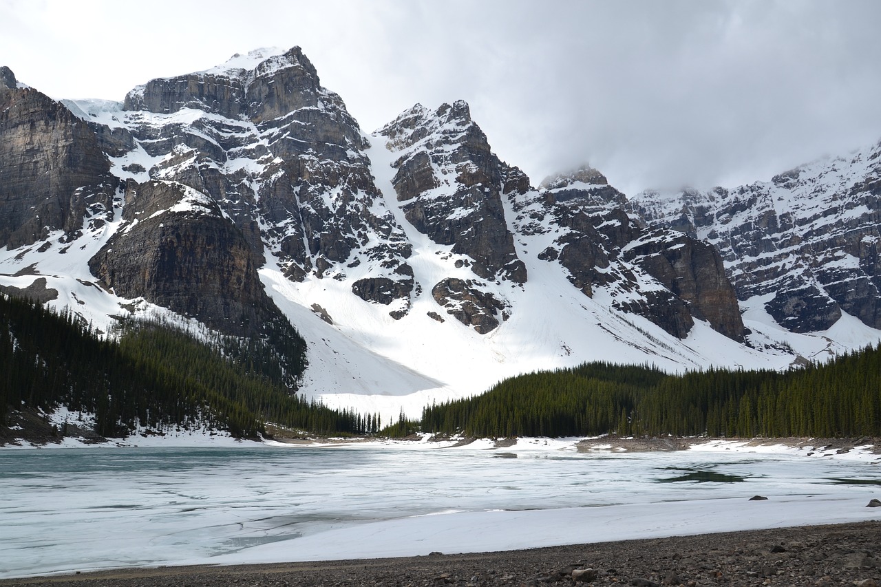 80+ Free Moraines & Moraine Lake Images - Pixabay