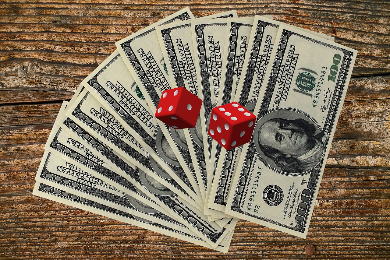 Gamble Dice Luck - Free image on Pixabay