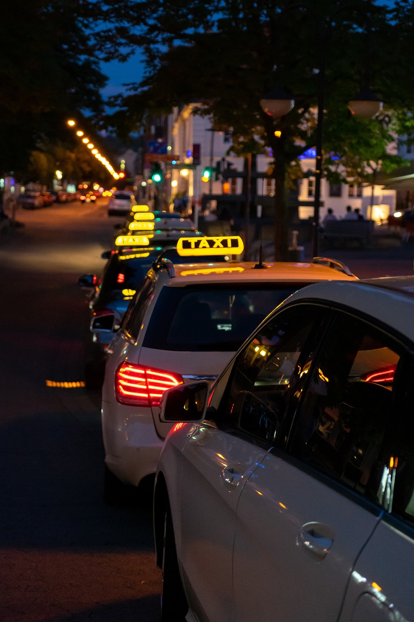 Taxi Automobile Road - Free photo on Pixabay - Pixabay