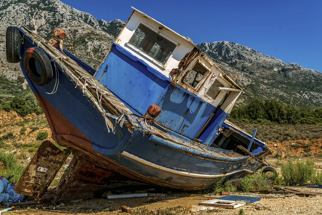 Fishing Boat Junk Ship Yard - Free photo on Pixabay