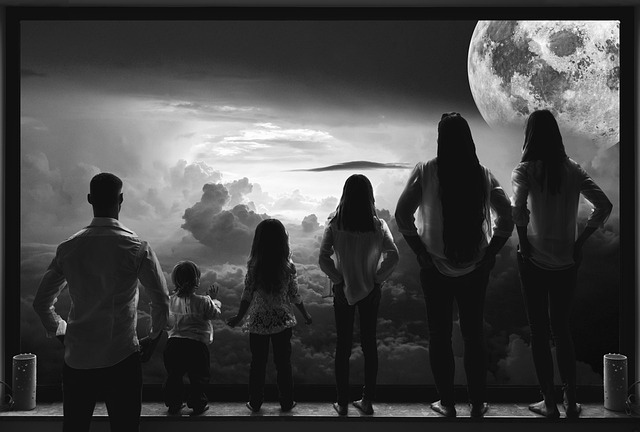 Family Window Moon - Free photo on Pixabay - Pixabay