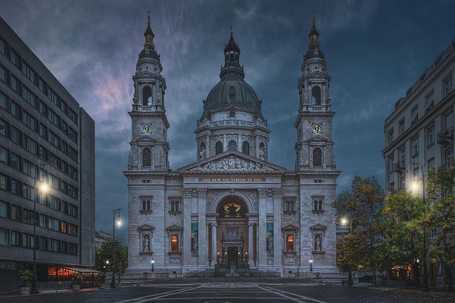 50,000+ Free 大乌贼 & Church Images - Pixabay
