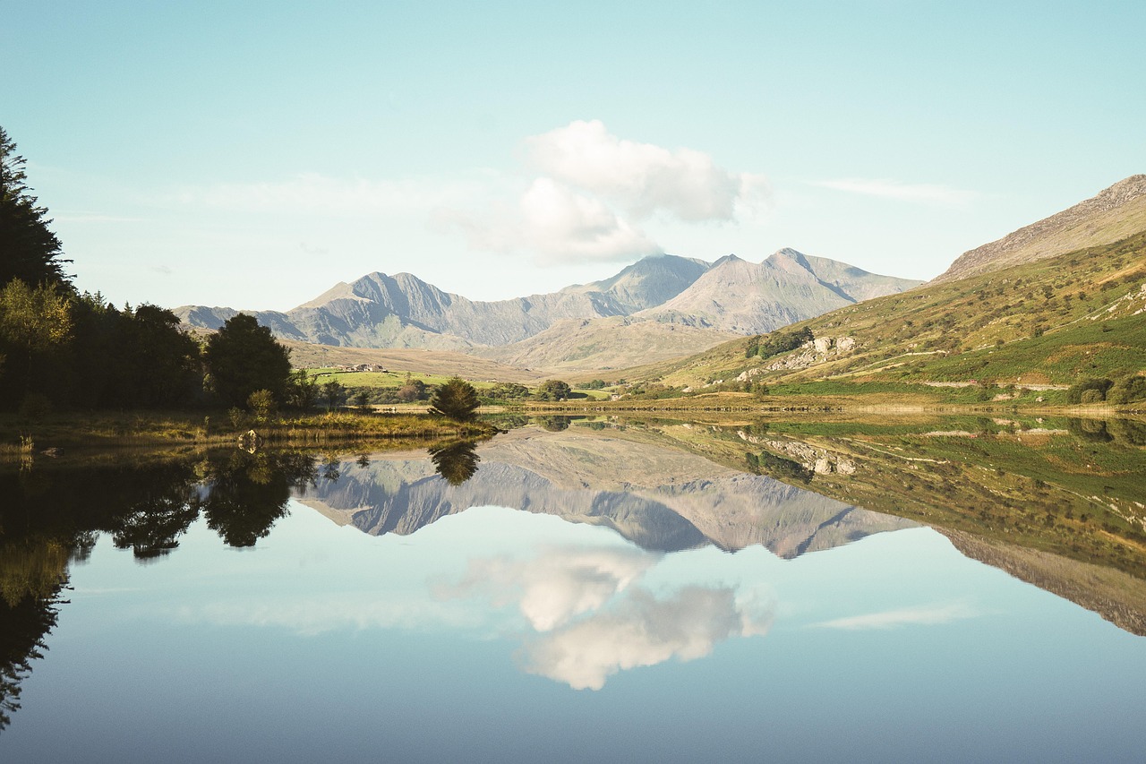 3,000+ Free Mount Snowdon & Mount Fuji Images - Pixabay