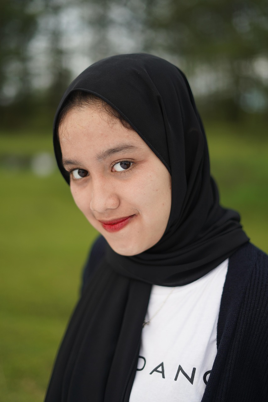 Woman Hijab Smile - Free photo on Pixabay - Pixabay