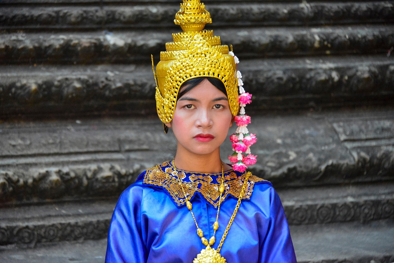 Woman Traditional Gown - Free photo on Pixabay - Pixabay