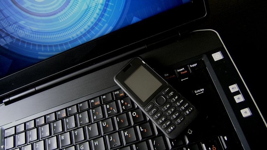 100+ Free Telephone Portable & Portable Photos
