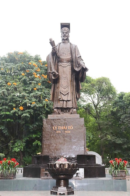 King Ly Thai To Statue Cong Uan - Free photo on Pixabay - Pixabay
