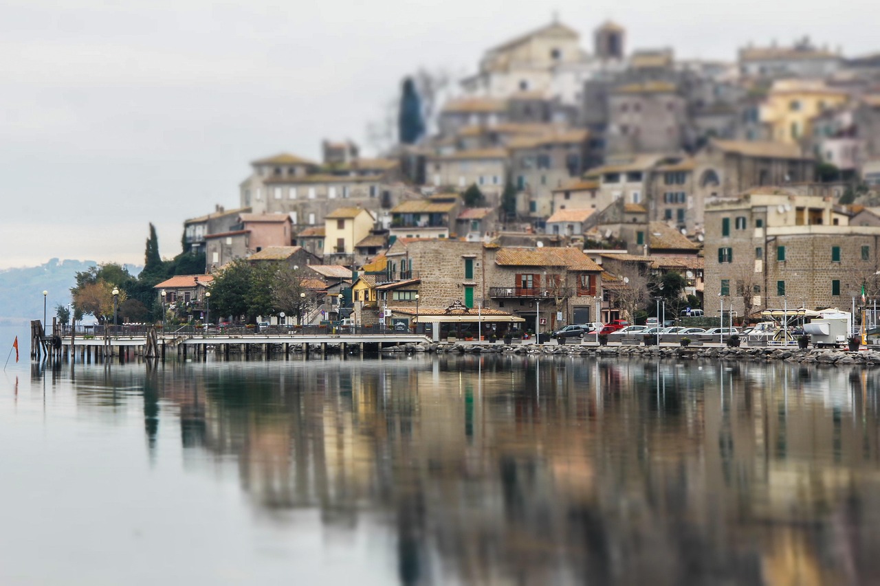 Lake Town Reflection - Free photo on Pixabay