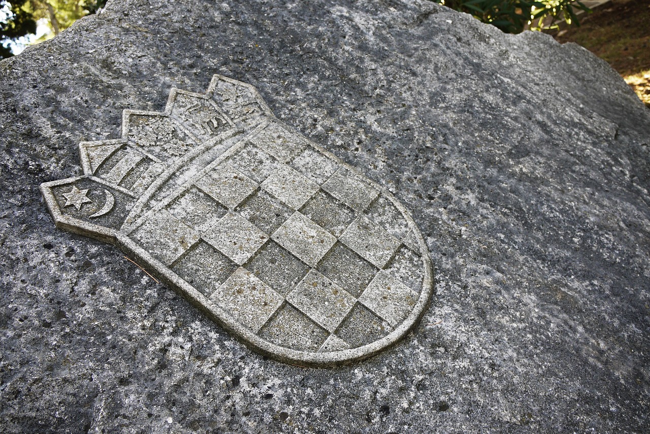 Croacia Escudo De Armas Roca - Foto gratis en Pixabay - Pixabay