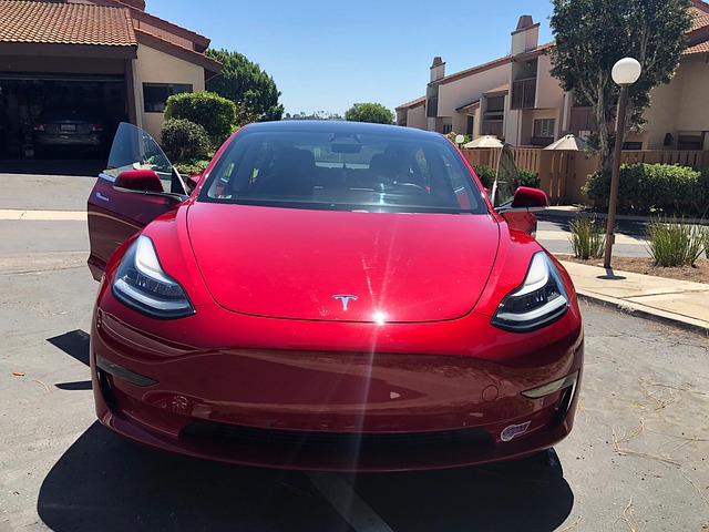 Tesla Model 3 Vue De Face - Photo gratuite sur Pixabay