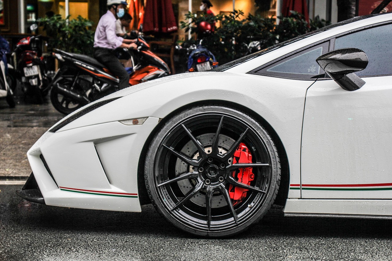 Lamborghini Gallardo Superleggera White