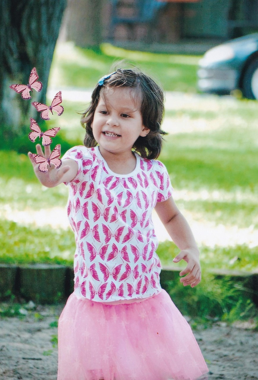 400+ Free Little Girls Playing & Girl Images - Pixabay