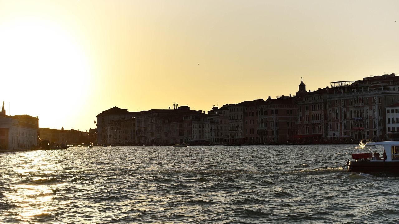 Sunset In City Yellow Sky Italy - Free photo on Pixabay - Pixabay