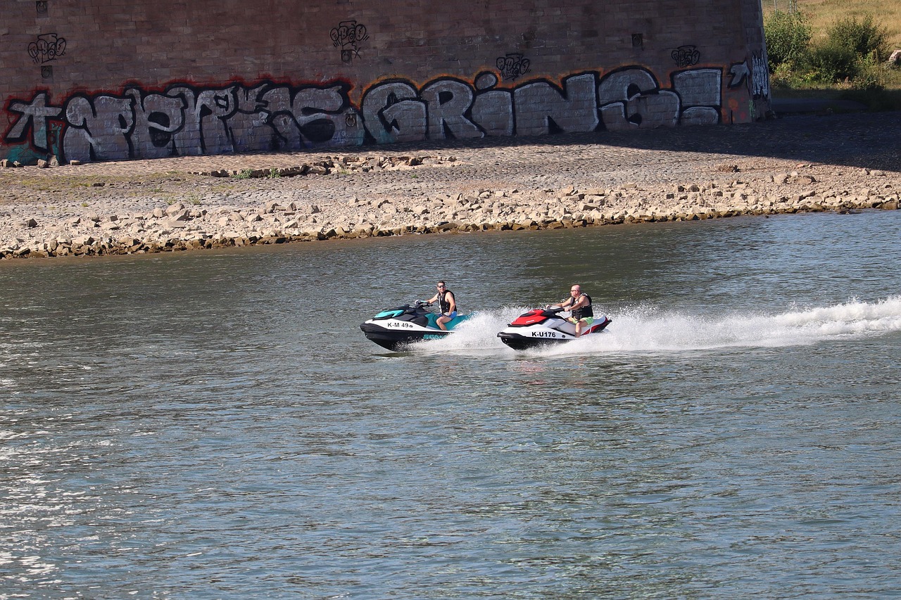 6,000+ Free Ski & Jet Ski Images - Pixabay