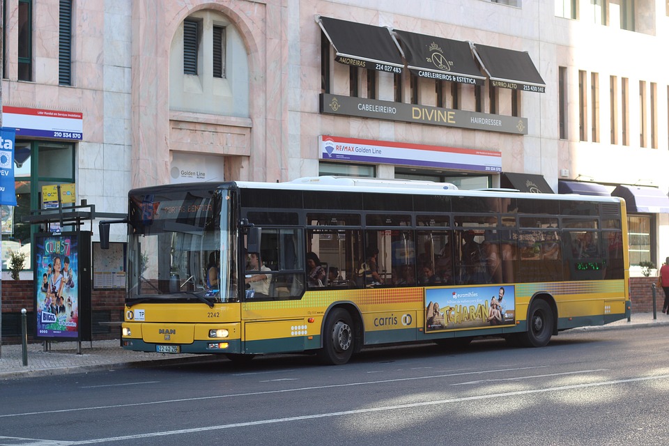 Autobus Véhicule Route - Photo gratuite sur Pixabay