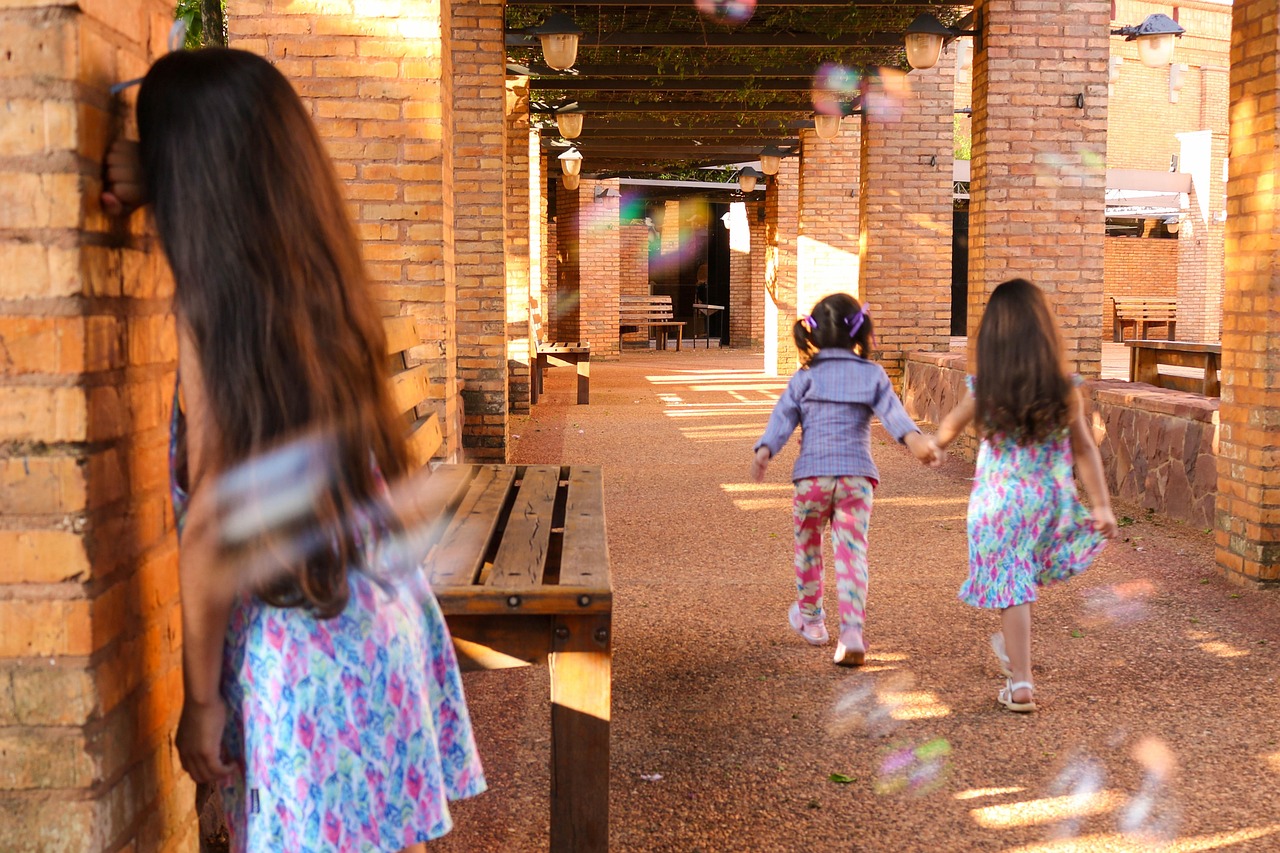 Girls Play Fun - Free photo on Pixabay