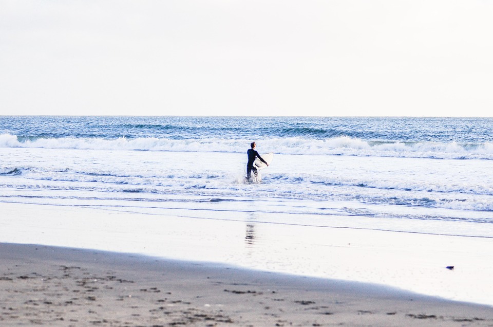 Surfer Strand Wellen - Kostenloses Foto auf Pixabay - Pixabay