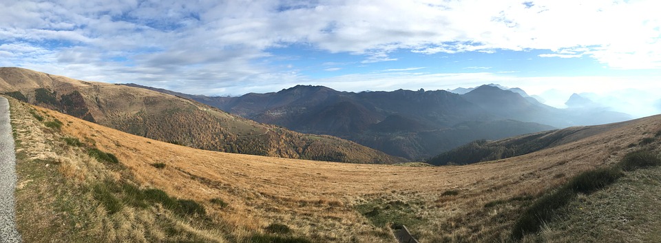 Towards The Mountain Bar Alpine - Free photo on Pixabay