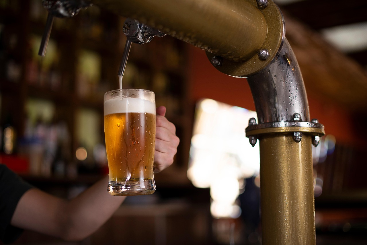Beer Beverage Pub - Free photo on Pixabay