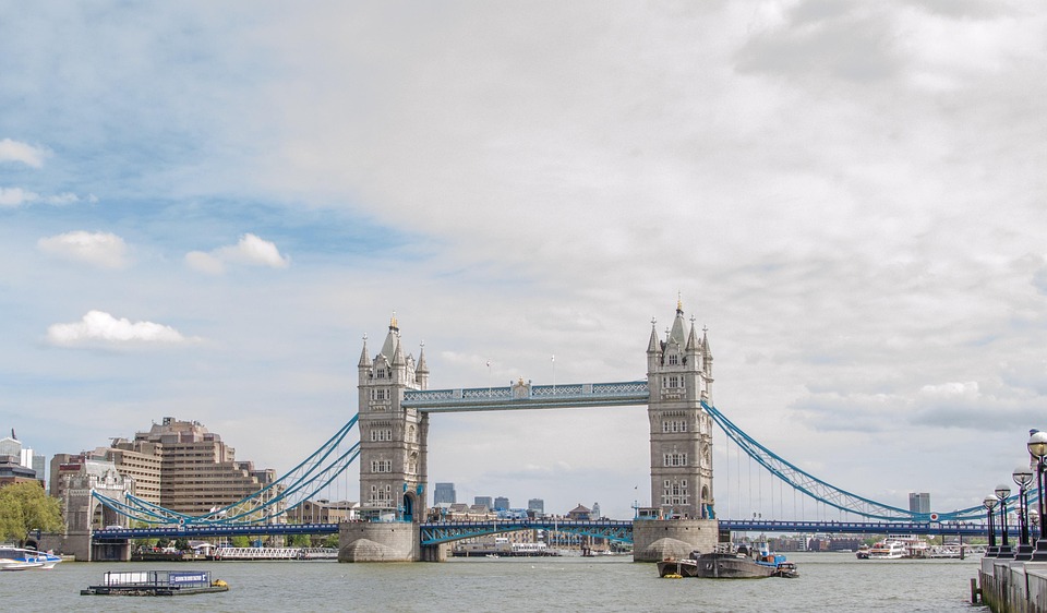 Bridge Tower Crossing - Free photo on Pixabay