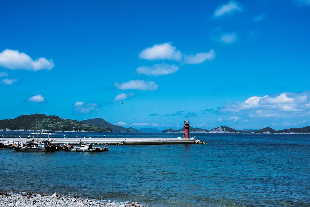 Lighthouse Ocean Boat - Free photo on Pixabay