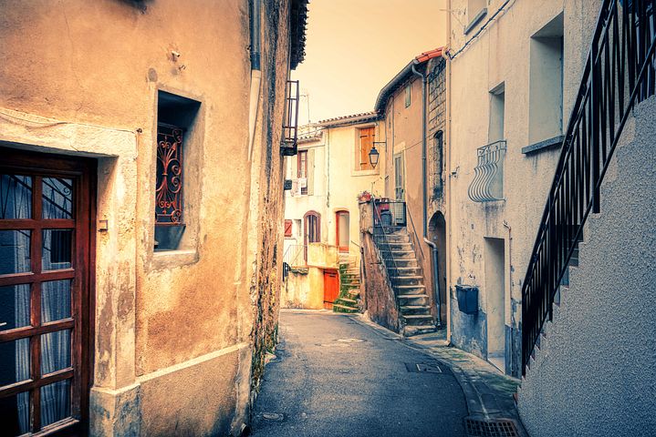 500+ Free Small Town & City Images - Pixabay