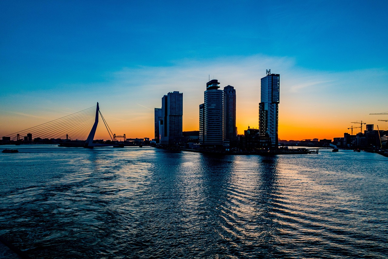 10.000+ Gratis Skyline Rotterdam afbeeldingen downloaden - Pixabay