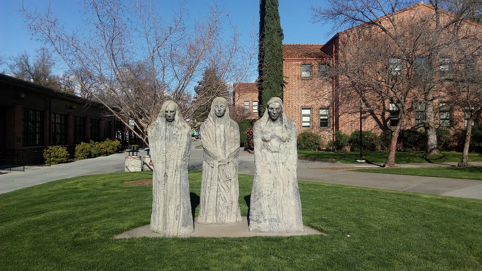 Statues Campus Three - Free photo on Pixabay - Pixabay