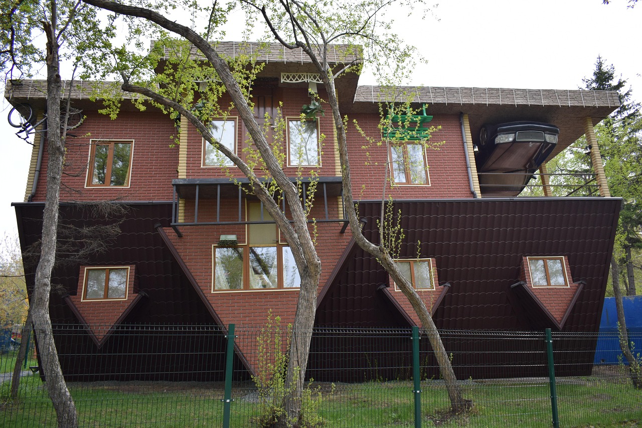 Upside Down House Building Facade - Free photo on Pixabay