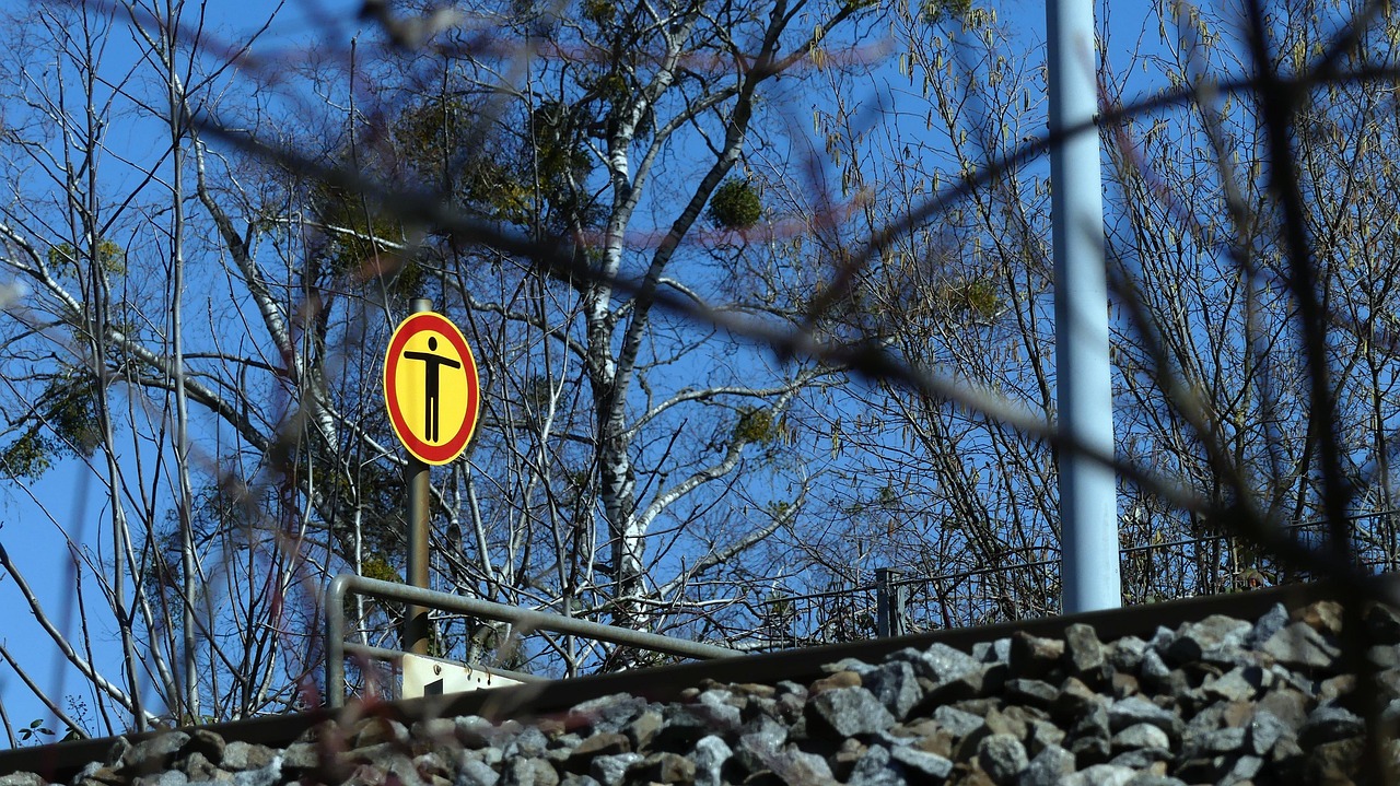 Railroad Track Bed Signage - Free photo on Pixabay - Pixabay